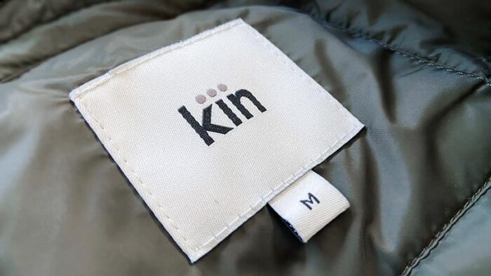 Folded labels: A guide to different label folds | Elite Labels